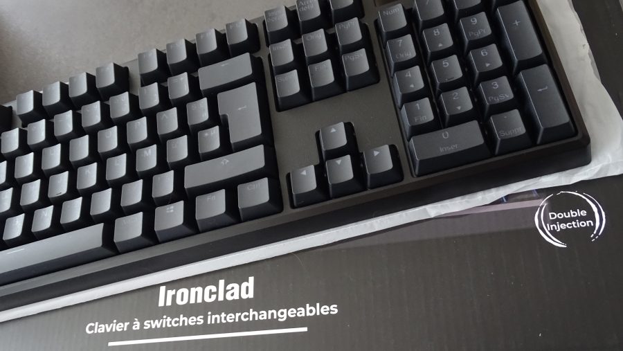 Designed by GG Ironclad V2 - Le trouble-fête